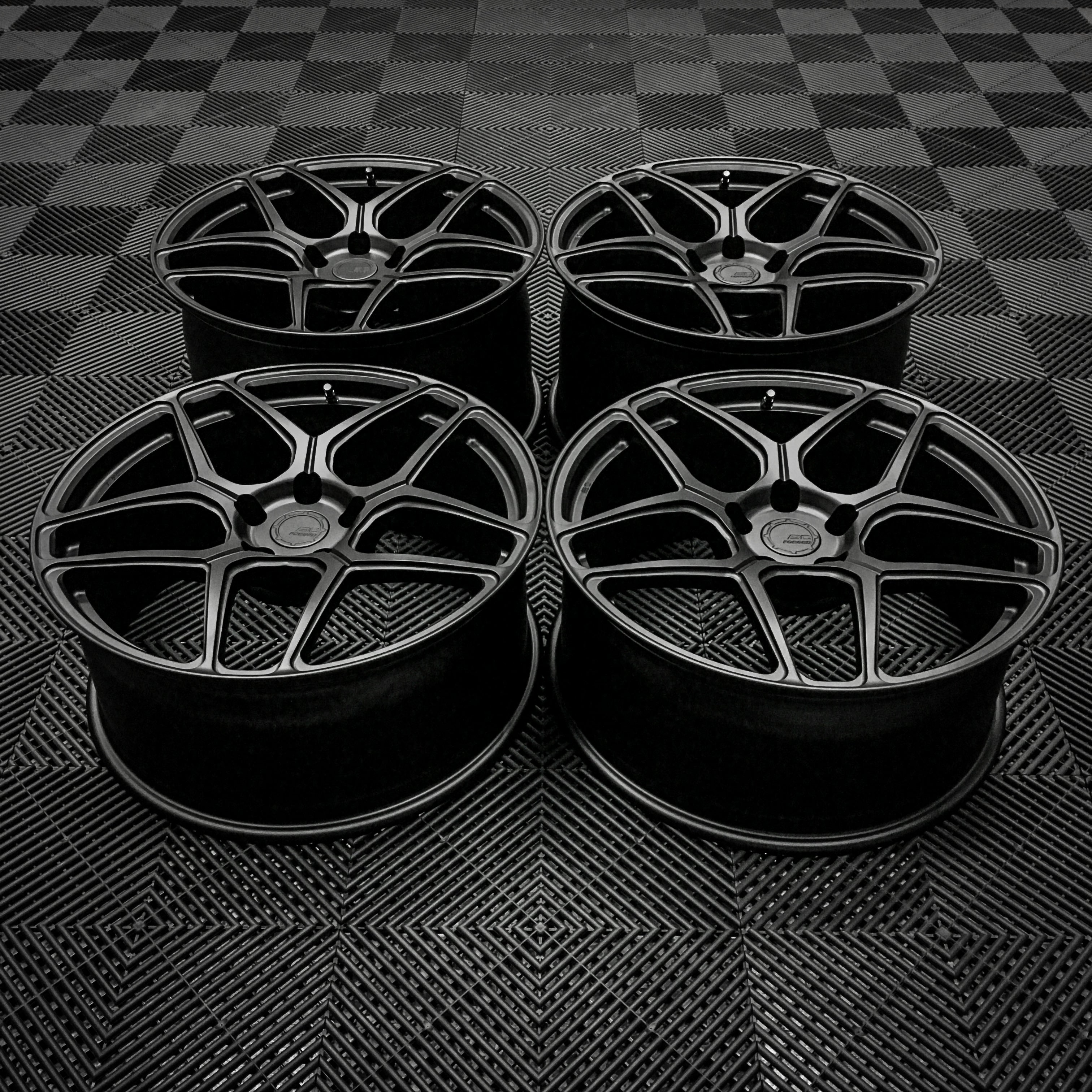 Cadillac CTS-V Wagon / Sedan 20" RZ053 – BCFORGED